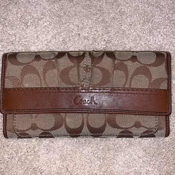 Coach | Bags | Y2k Coach Soho Flap Wallet | Poshmark